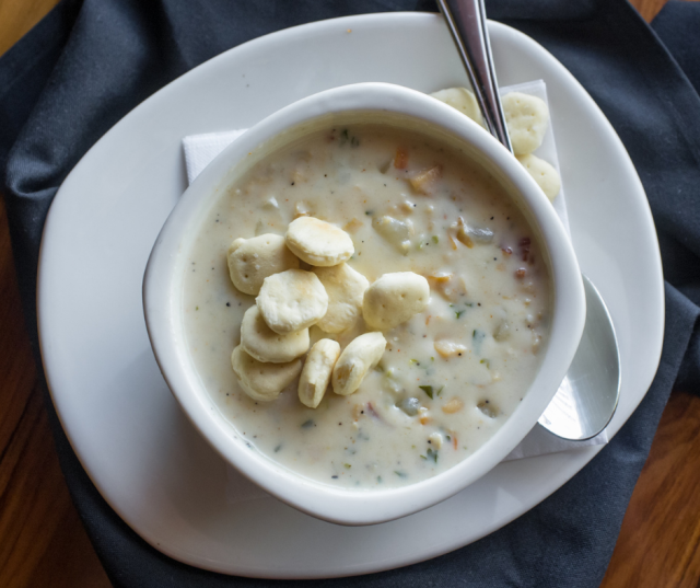 Mom’s Clam Chowder | Cooking Mamas
