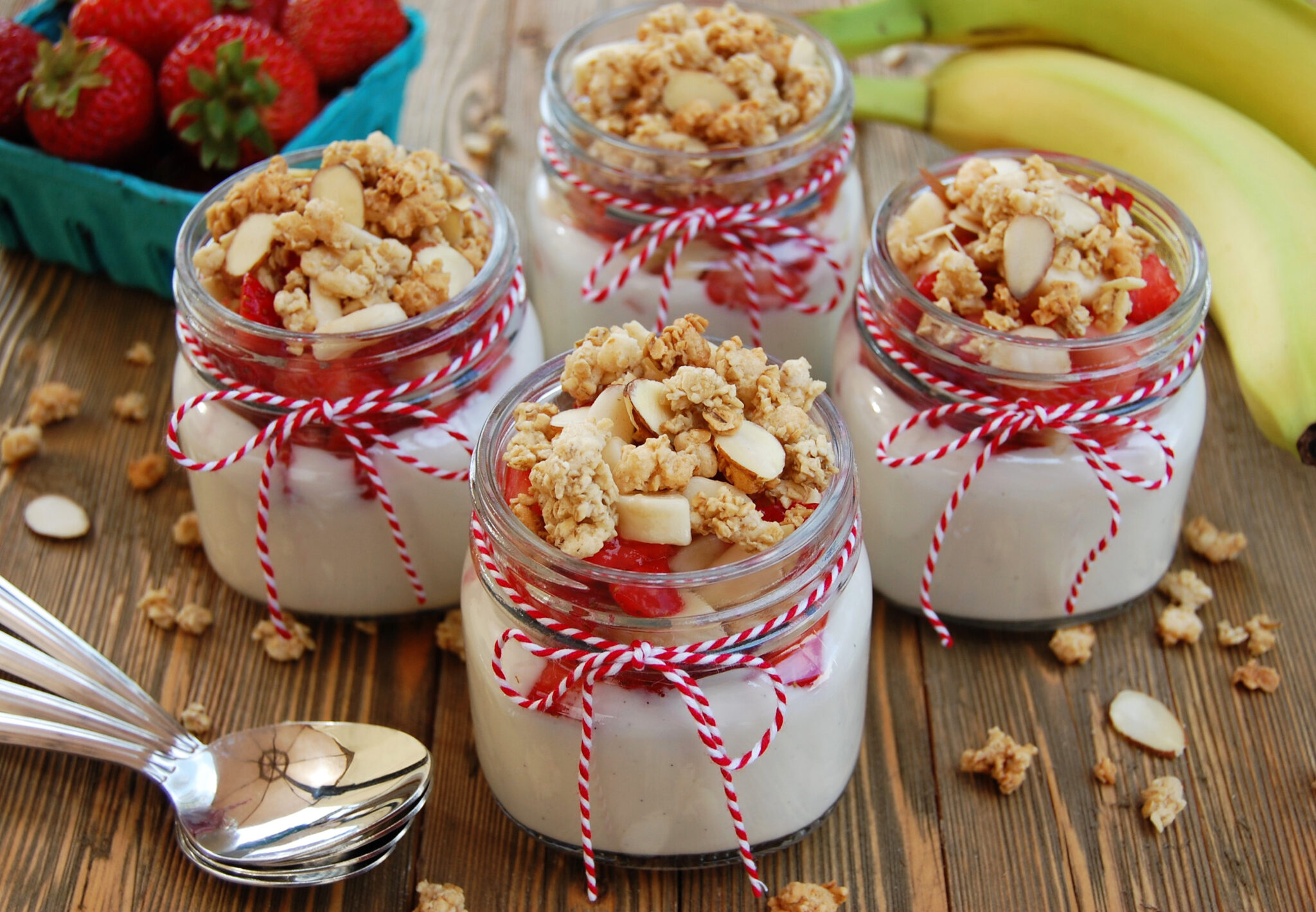 Strawberry Banana Yogurt Parfaits | Cooking Mamas