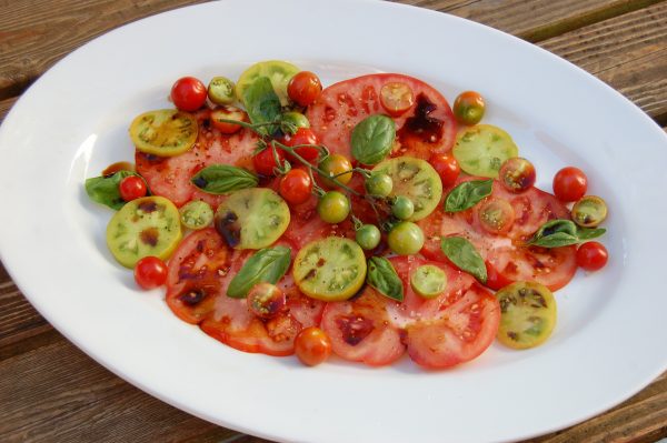 Heirloom Tomato Salad | Cooking Mamas