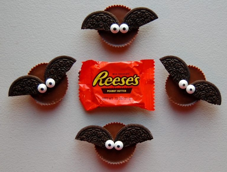 Reeses Peanut Butter Oreo Cookie Bats | Cooking Mamas