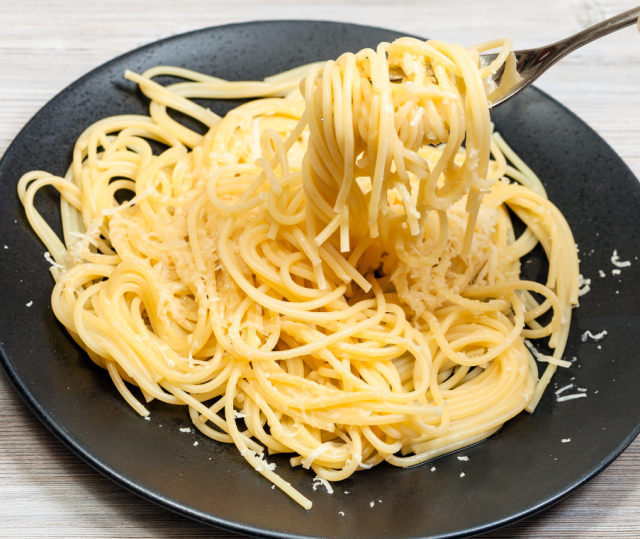 Spaghetti with Brown Butter and Mizithra Cheese | Cooking Mamas