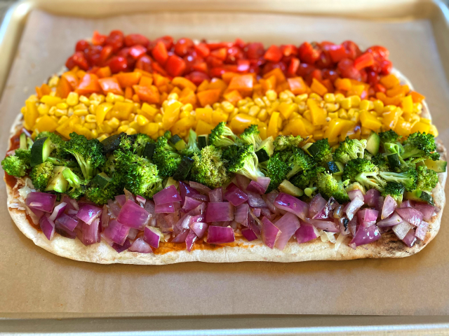 Rainbow Veggie Pizza | Cooking Mamas