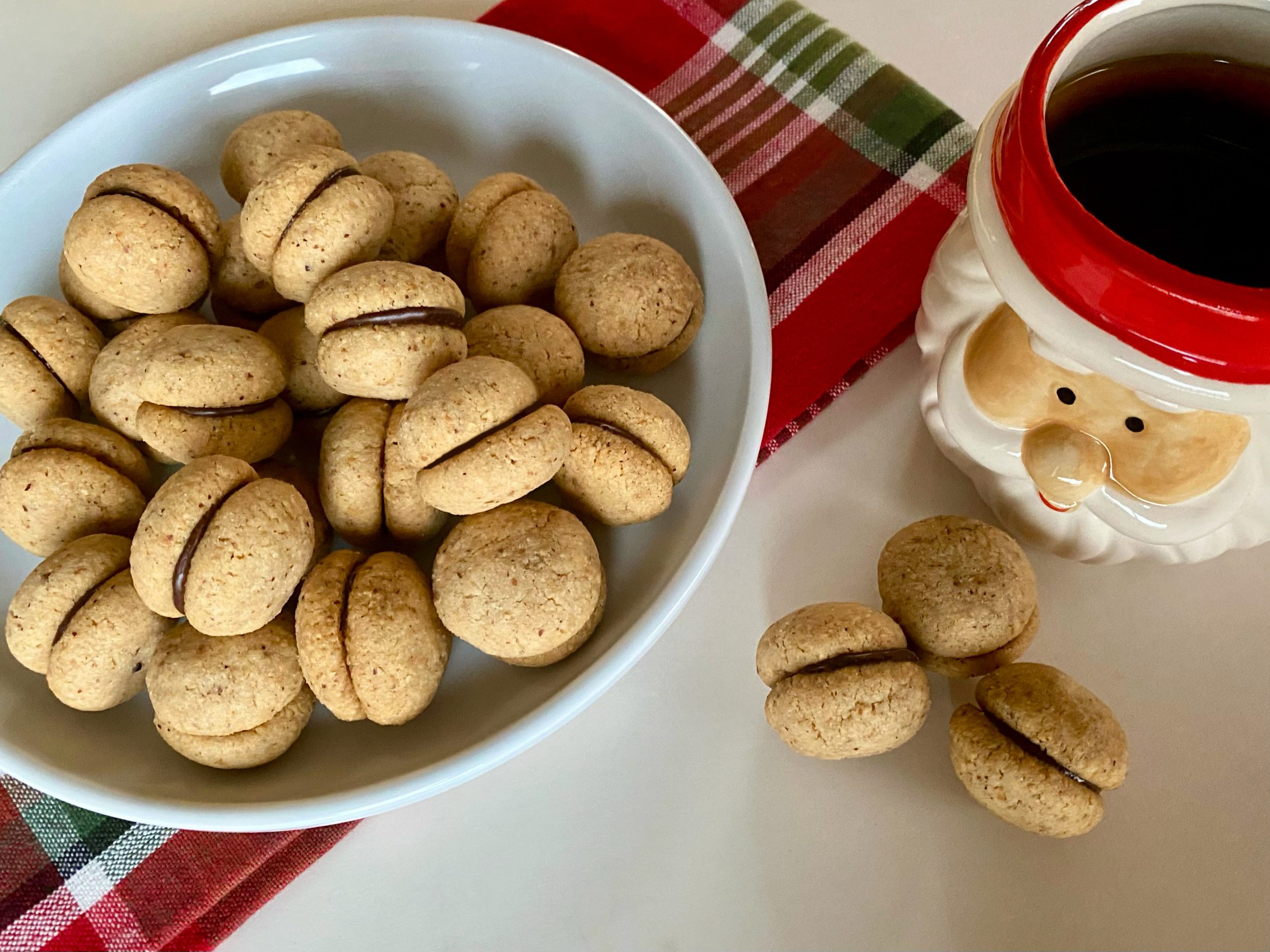 Baci di Dama – Italian Hazelnut Cookies | Cooking Mamas